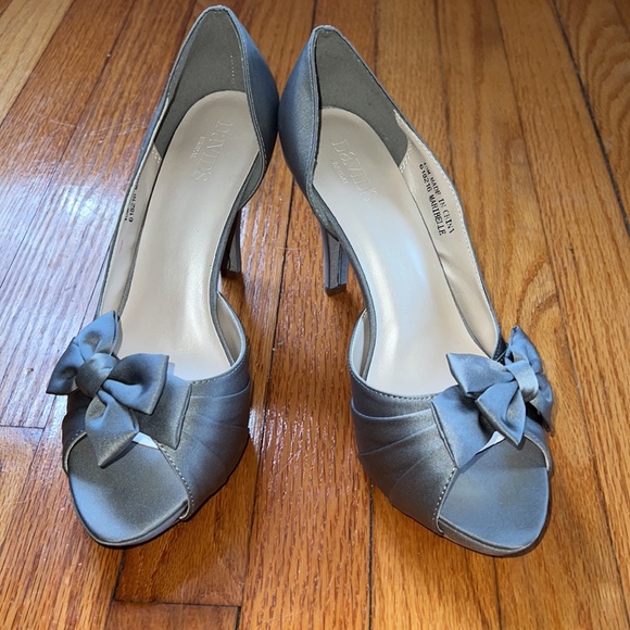 David's Bridal | Shoes | Davids Bridal Gray Heels | Poshmark